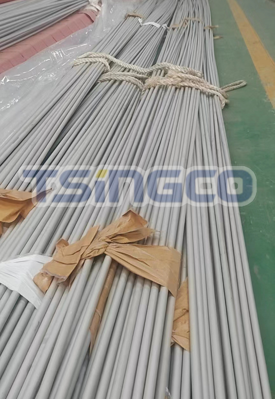 Stainless Steel Seamless Tubes, Pipes & U-tubes - Buy Stainless Steel ...