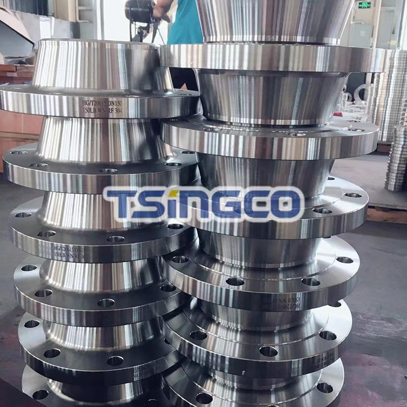 China Manufacturer ANSI B16.5/ASME A105 F304/F321/F316 DN15-DN160 150 ...